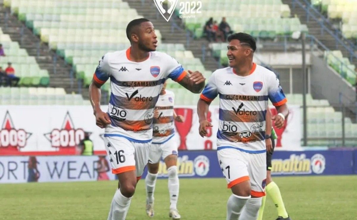 Alfredo Stephens suma cinco partidos consecutivos anotando en la Liga ...
