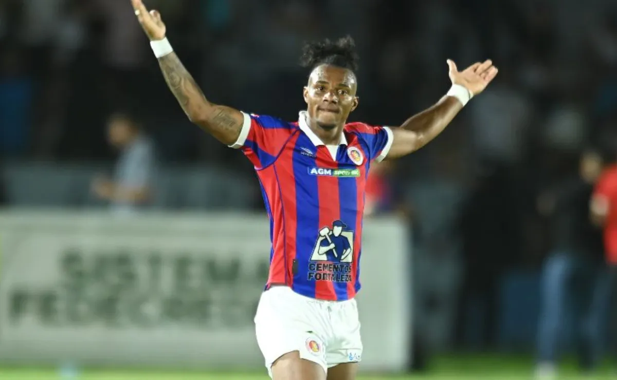 Edgar Medrano tiene la ilusión de hacer historia con FAS en la final ...