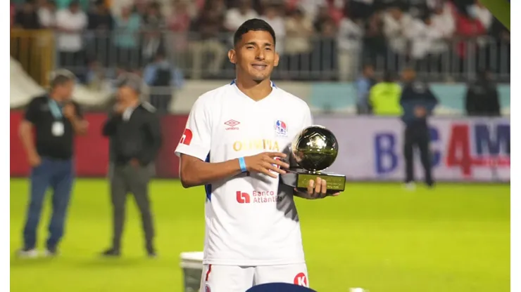 Mientras Olimpia busca su reemplazo, esto hace José Mario Pinto